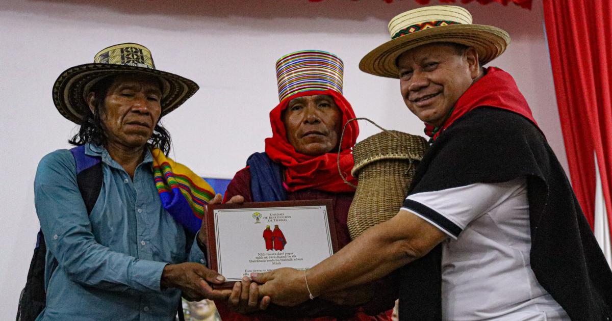 Noticias Antioquia: Restituyen tierras a comunidad indígena en Ituango